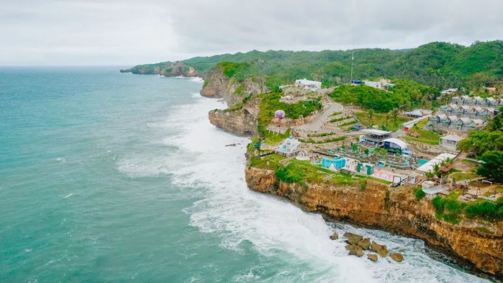 Heha Ocean View - Surga Tepi Pantai Selatan - Sewa Mobil Jogja dan ...